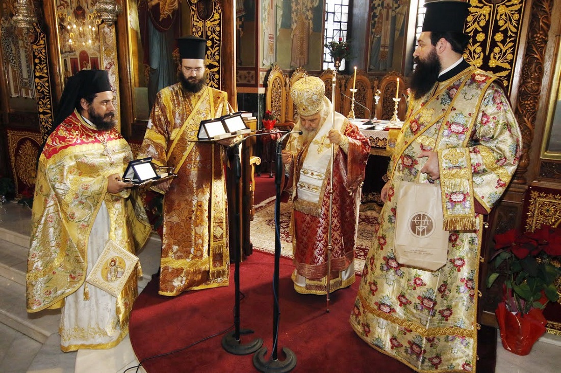 Χειροθεσίες και βραβεύσεις στην Έδεσσα την πρώτη του έτους - Poimin.gr