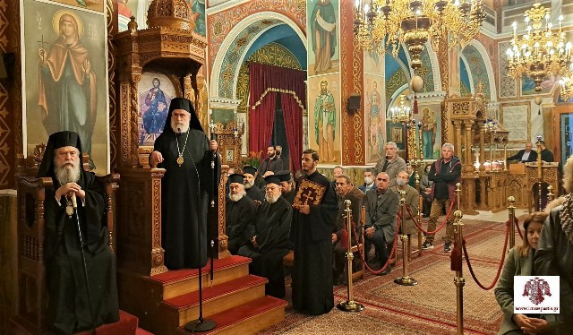 Ο Γ΄ Κατανυκτικός Εσπερινός στον Ι.Ν. Γεννήσεως του Χριστού Μολάων ...
