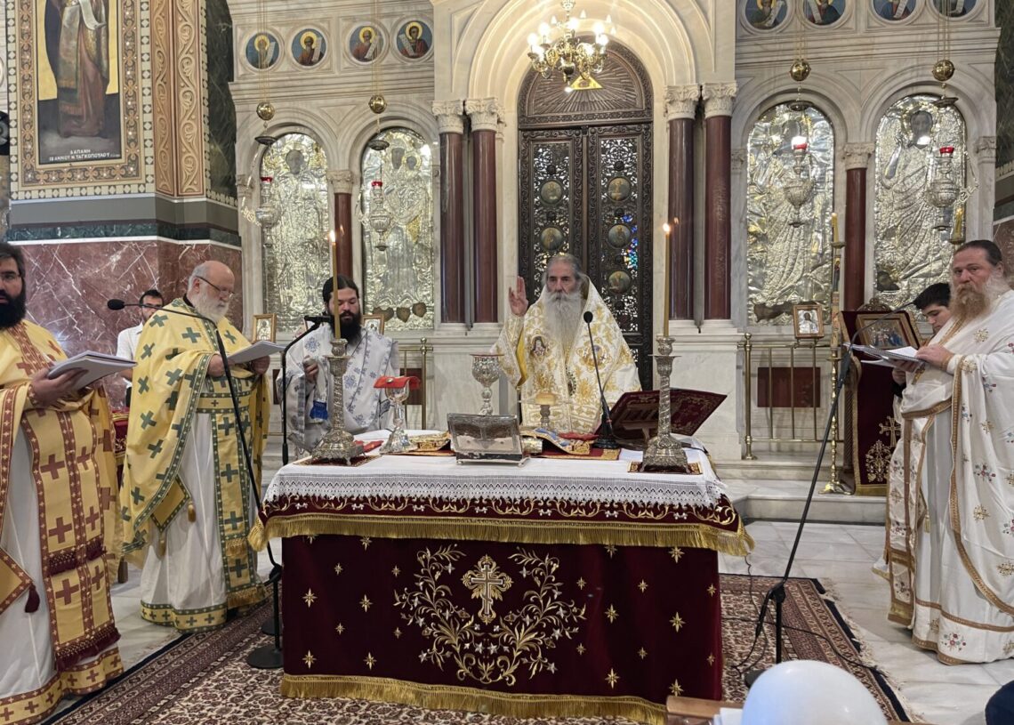 Πρώτη του νέου έτους στον Ι.Ν. Αγίου Βασιλείου Τριπόλεως - Poimin.gr