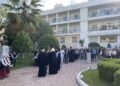 Όριον ηλικίας εις Μητροπολίτας; - Poimin.gr
