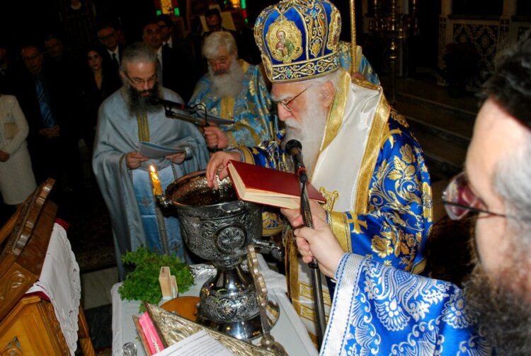 ΤΑ ΘΕΟΦΑΝΕΙΑ στό Παλαιό Φάληρο - Poimin.gr